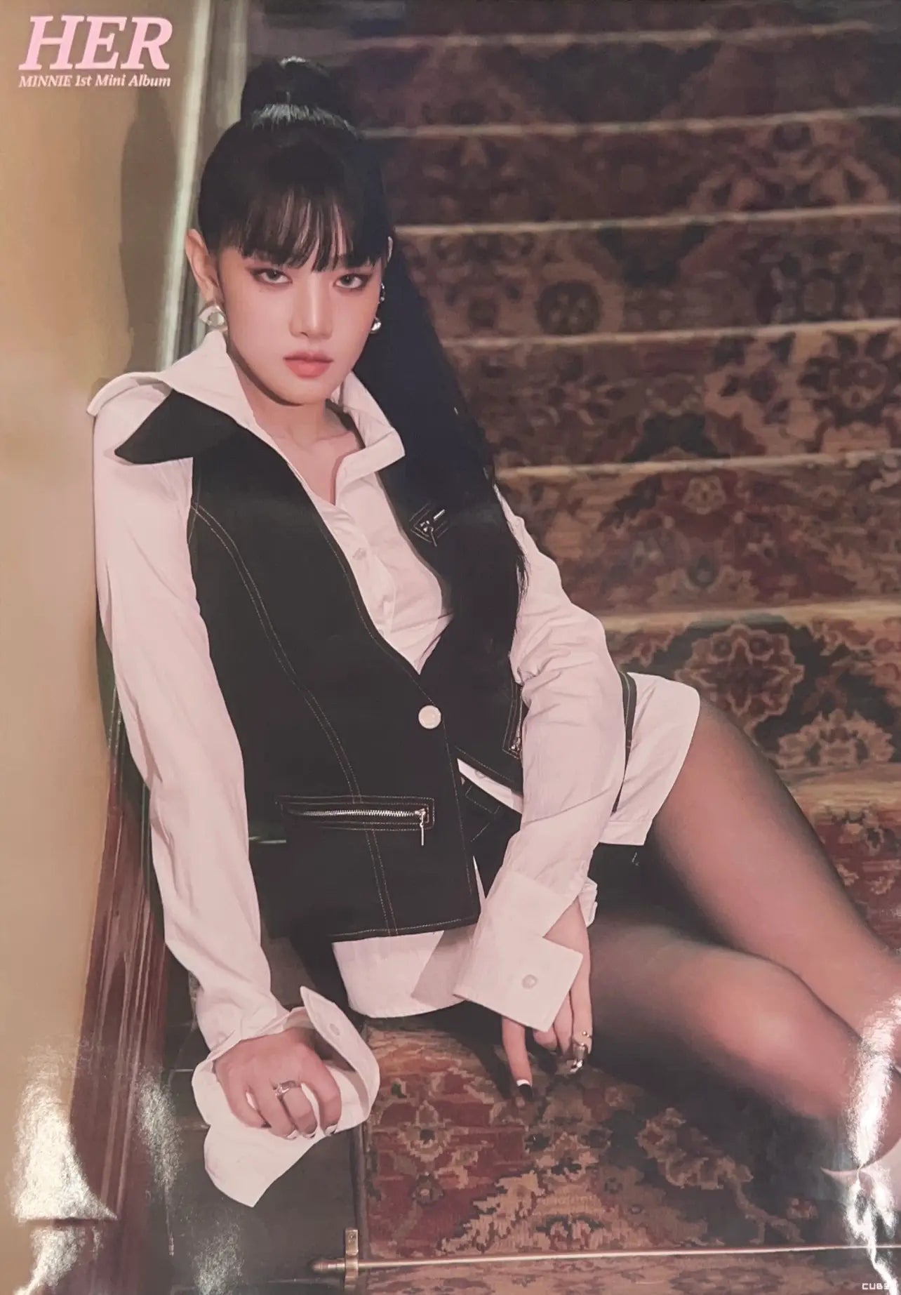 Minnie 1st Mini Album HER (LP) Official Poster - Photo Concept 2 ...