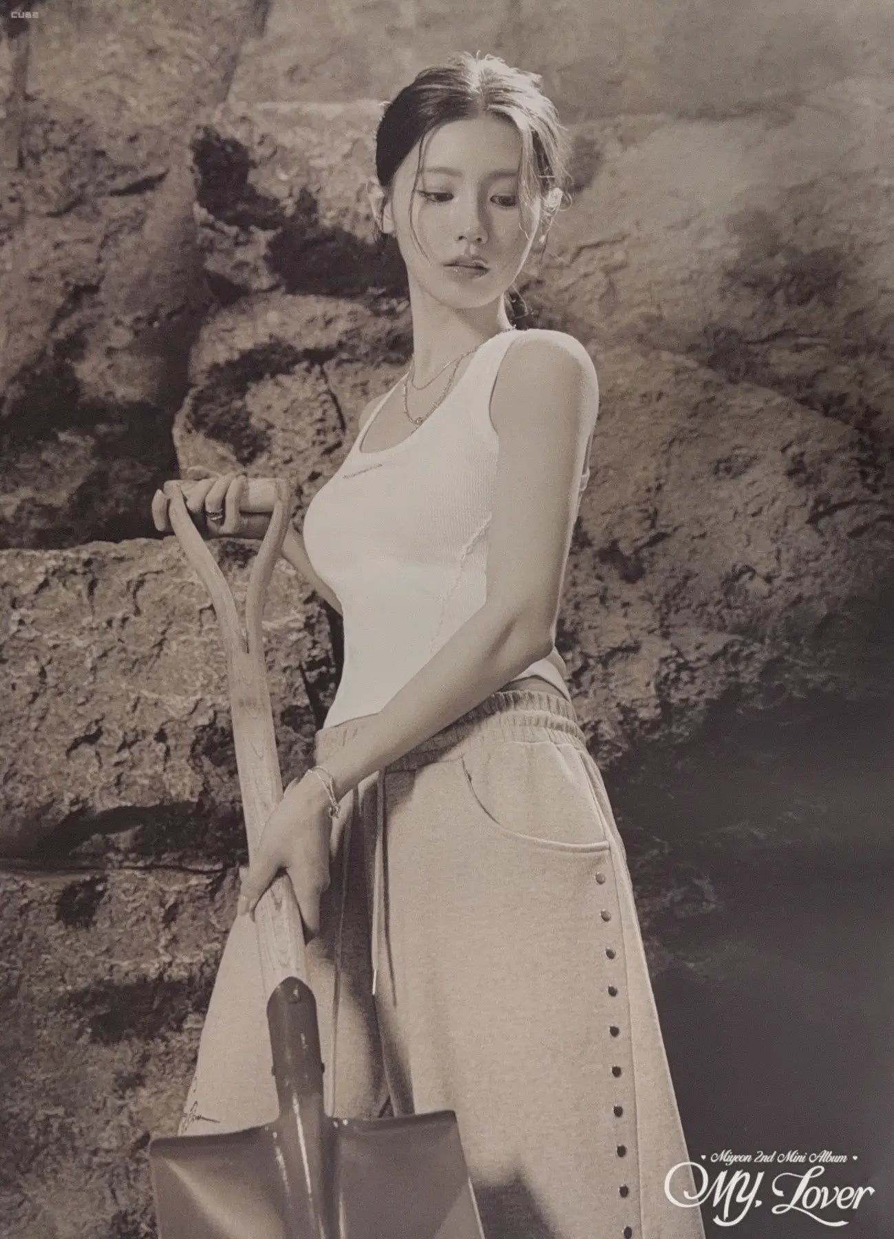 Miyeon 2nd Mini Album MY, Lover Official Poster - Photo Concept 2 ...